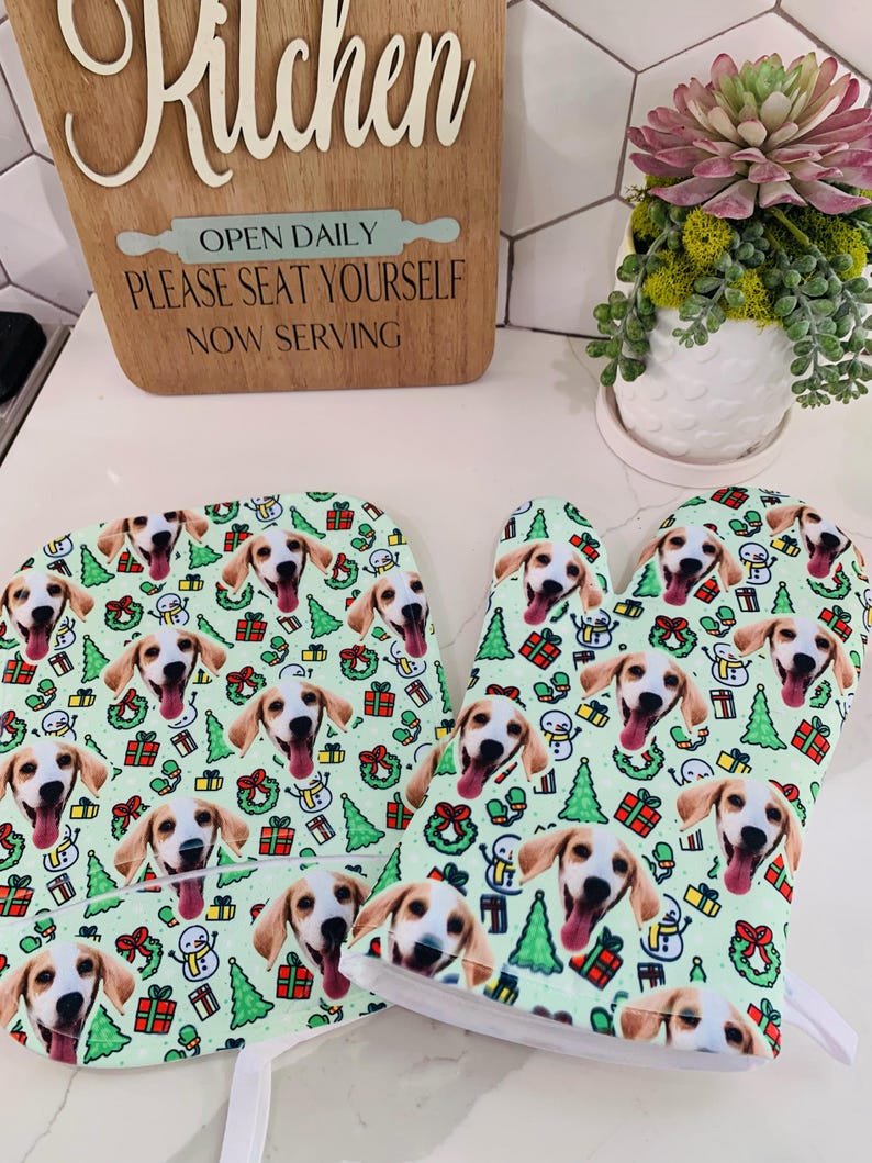 Custom Pet Oven Mitten Set With Pot Holder - Personalized Dog & Cat ...