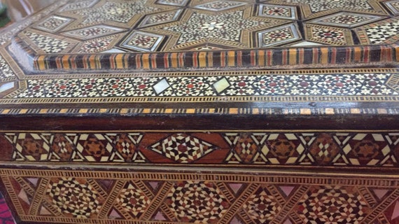 Antique Syrian Mosaic Box - Gem