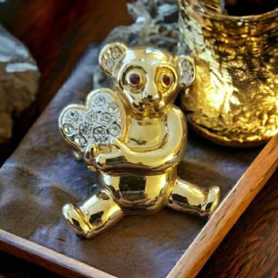 Vintage Roman Teddy Bear Brooch with Rhinestone Heart… - Gem