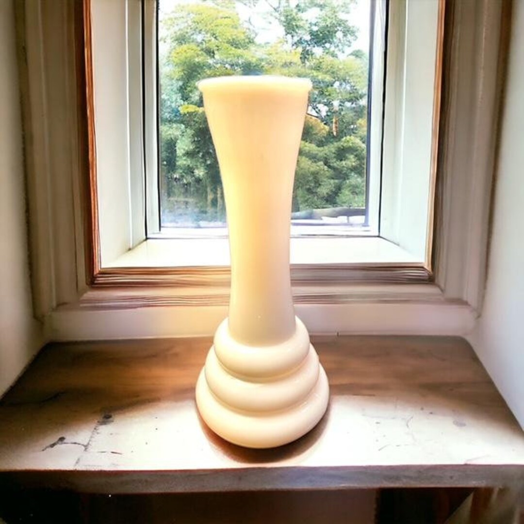 Randall Glass Co. Vintage Milk Glass Bud Vase, Beehive Bud Vase, 6 Inch ...
