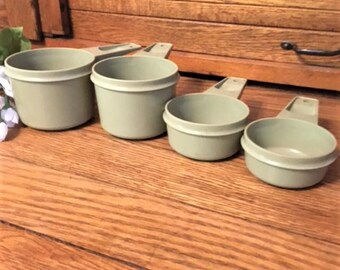 Tupperware Measuring Cups Set | Etsy