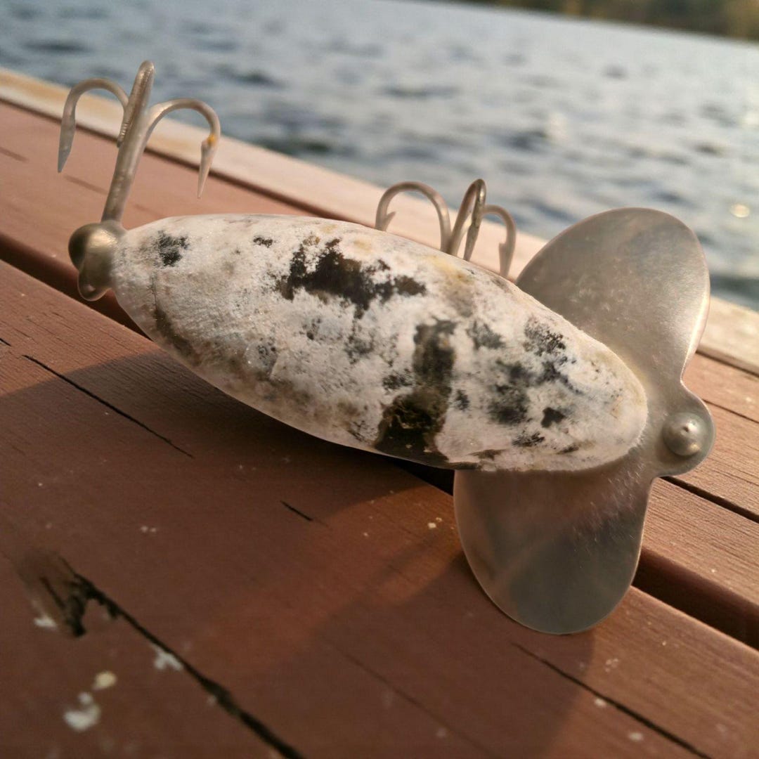 Vintage Fred Arbogast Jitterbug Fishing Lure 1/4 Oz Surface Bait With ...