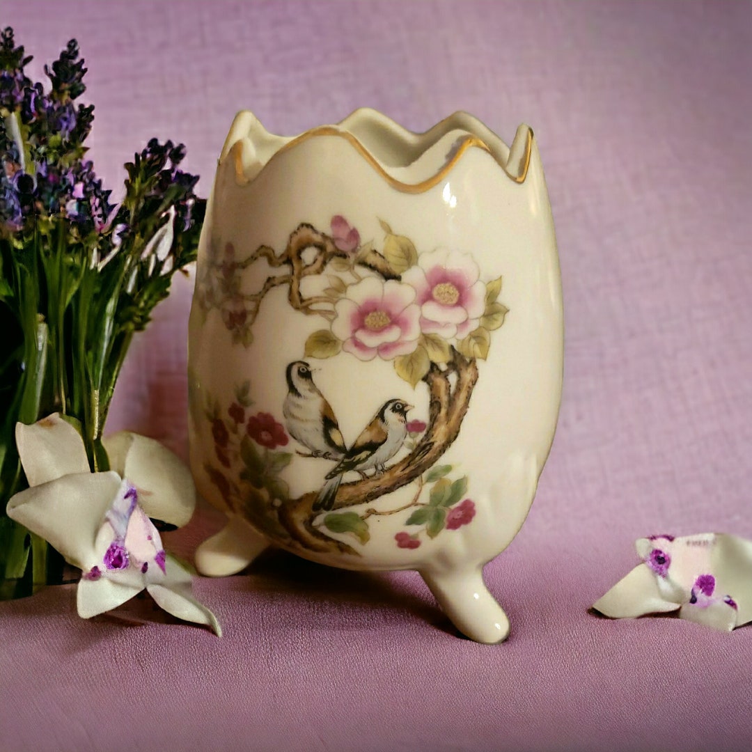 Andrea Sadek Cracked Egg Three Footing Vase Gold Tone Trim Birds and ...