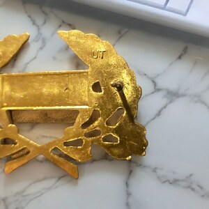 ROTC Vintage Pin, Gold Tone Signed Hat Pin, Lapel Pin, Hat Badge Wreath, Cover ROTC Hat Pin ...