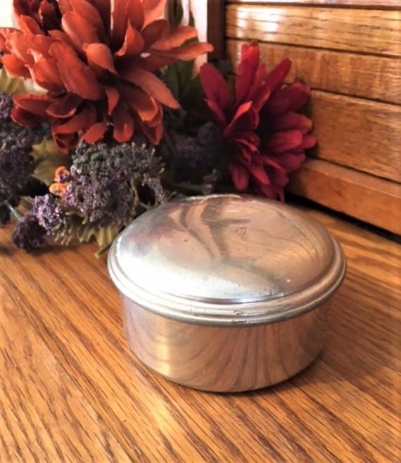 Vintage pewter jewelry box - Gem