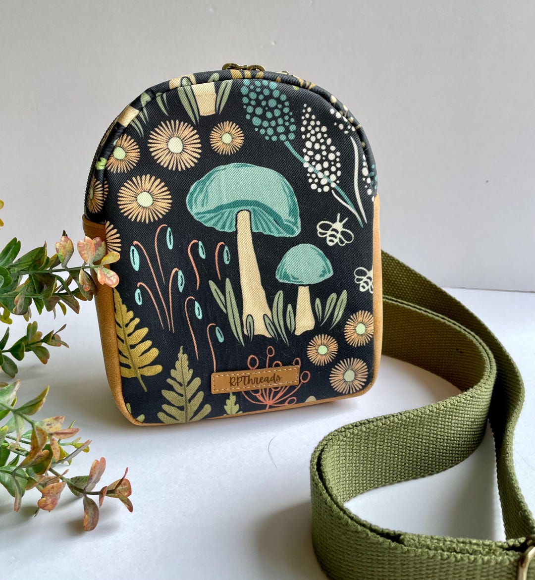 Sling Crossbody Bag Mushroom Crossbody Bag Cottage Core Print Whimsical ...