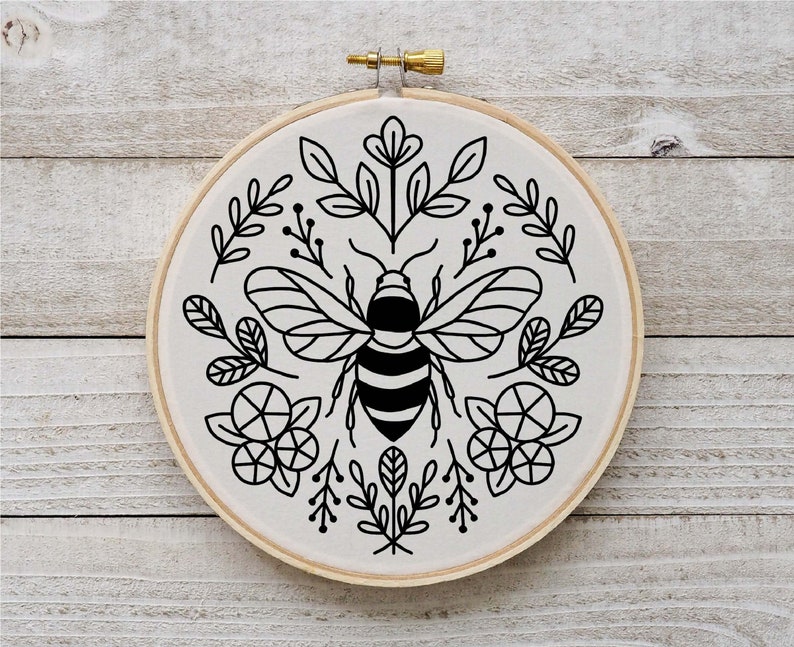 Bee Embroidery Pattern Flower Bee Embroidery Pattern Bee Folk Art ...