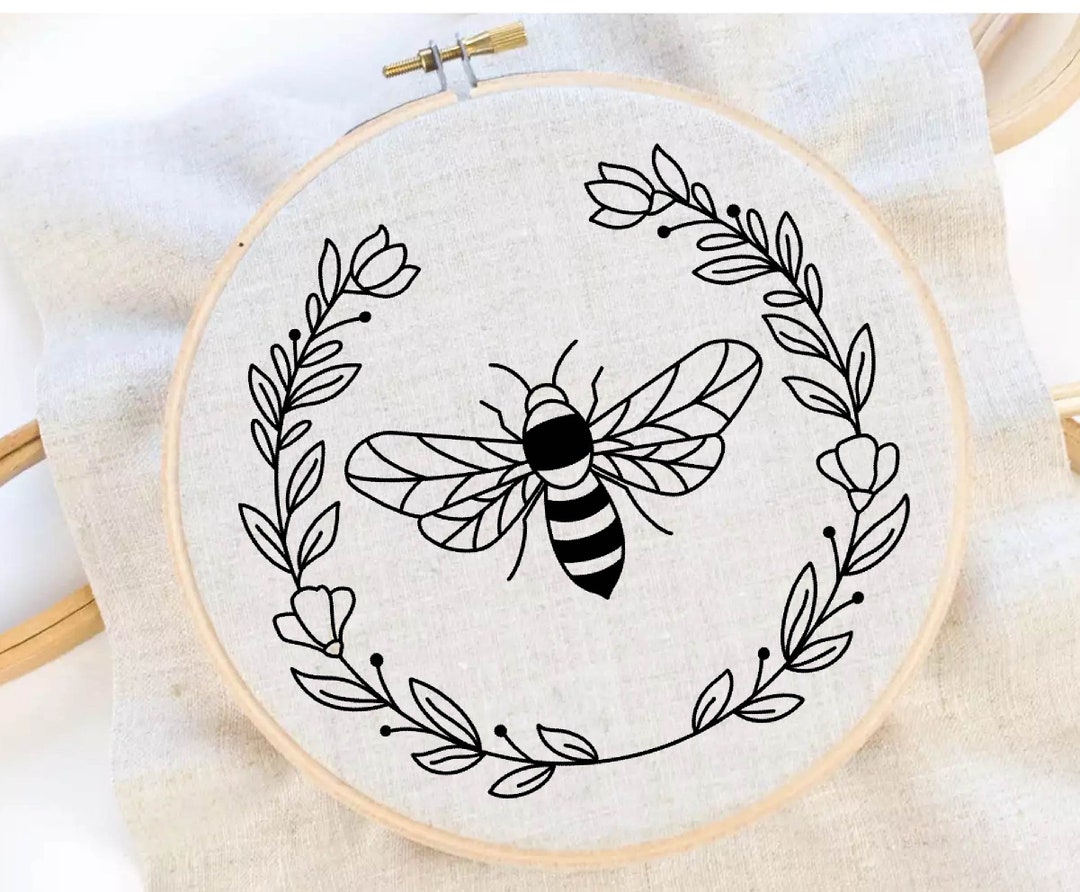 Bee Embroidery Pattern Flower Bee Embroidery Pattern Bee Wreath ...