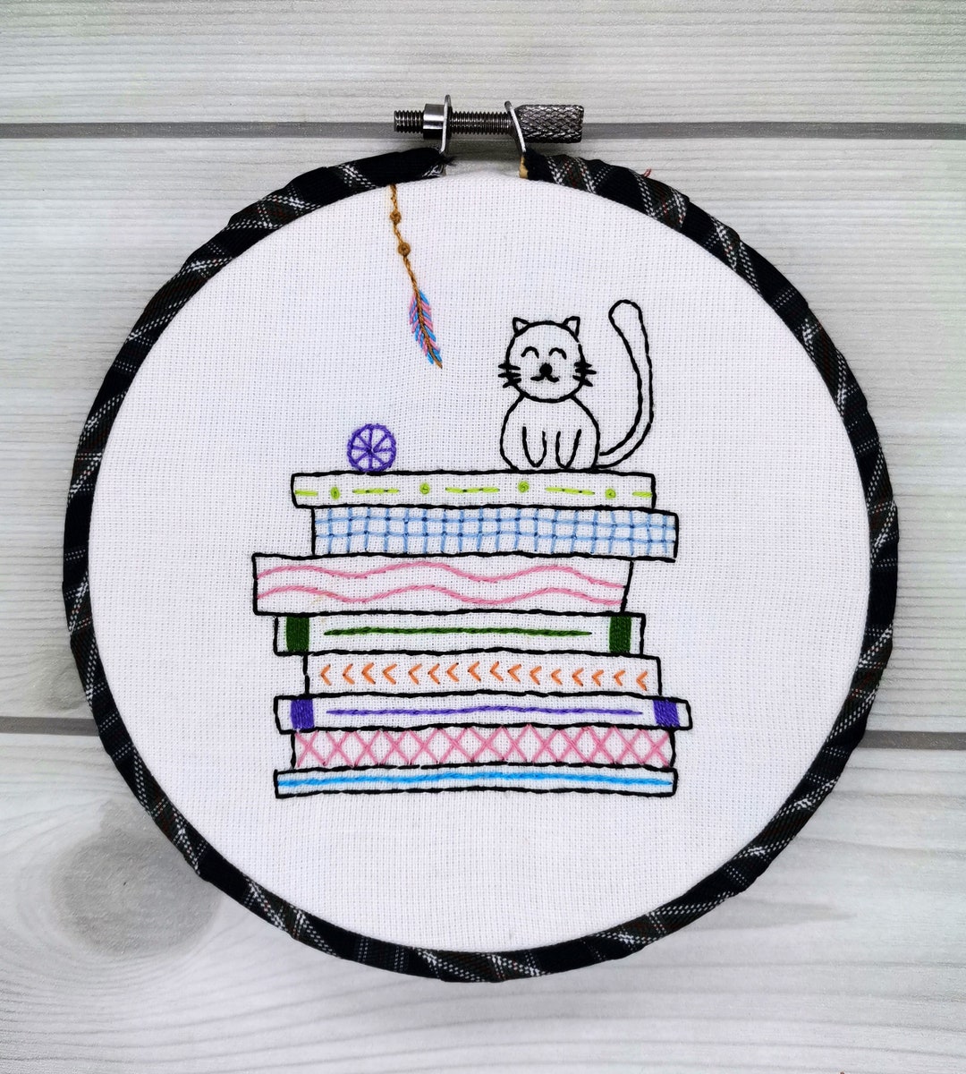 Cat and Books Embroidery Pattern- Stacks of Books Embroidery Pattern ...