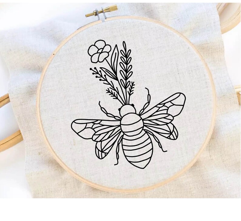 Bee and Flower Embroidery Pattern Bee Embroidery Pattern - Etsy