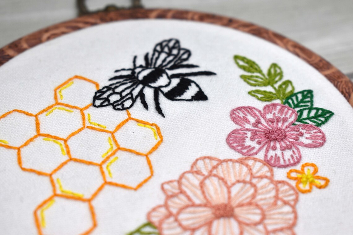 Bee and Flower Embroidery Pattern Bee Hive Embroidery Pattern - Etsy