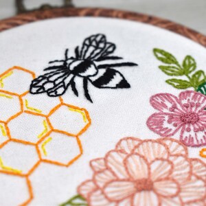 Bee and Flower Embroidery Pattern Bee Hive Embroidery Pattern Insect ...