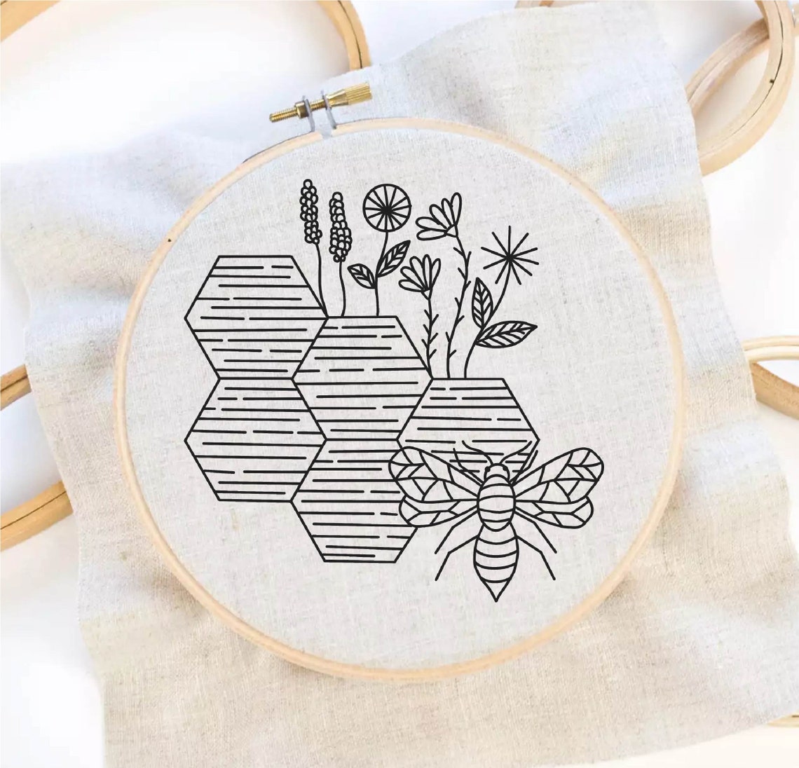 Bee Flower Embroidery Pattern Bee Hive Embroidery Pattern - Etsy