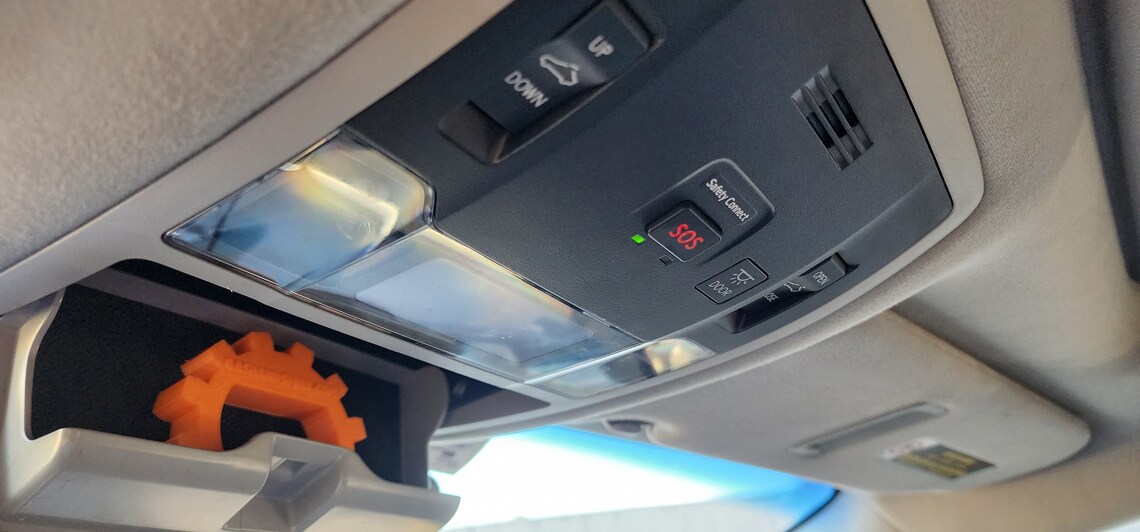 Gas Dispenser Locking Clip Gas Your Car With Hands in Your Pocket, No ...