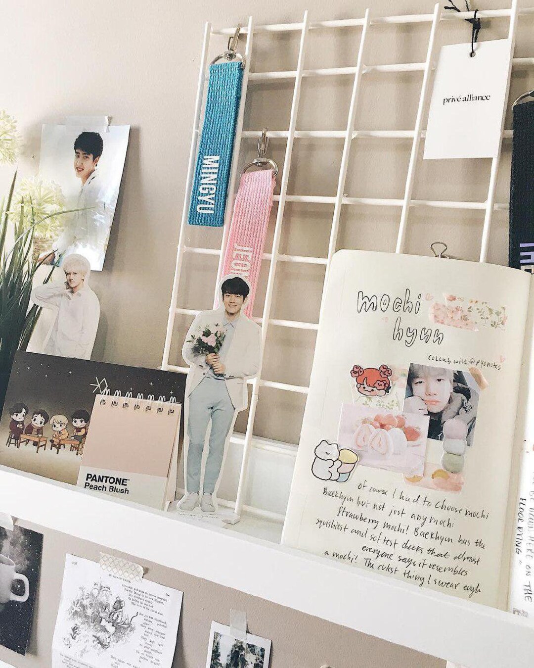 Wire Wall Grid Kpop Panel Metal Moodboard FREE CLIPS K-pop Music ...