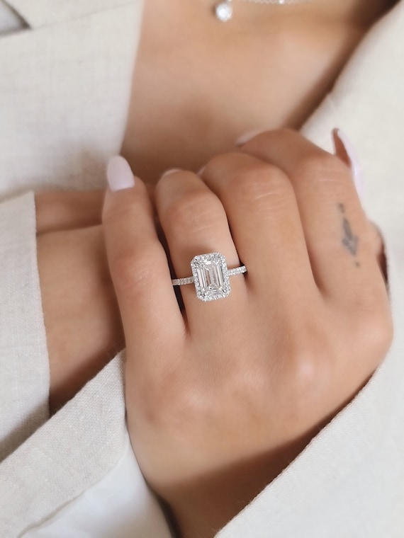 2.3 carat emerald cut diamond store