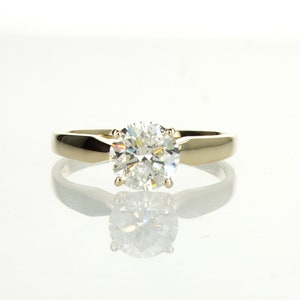 1 Ct Round Brilliant Cut Simple Diamond Ring, Classic One Stone ...