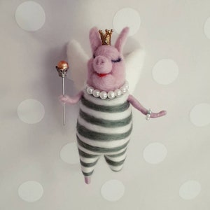 Pig fairy princess,needle felted pig,pig ornament, pig miniature, pig ...