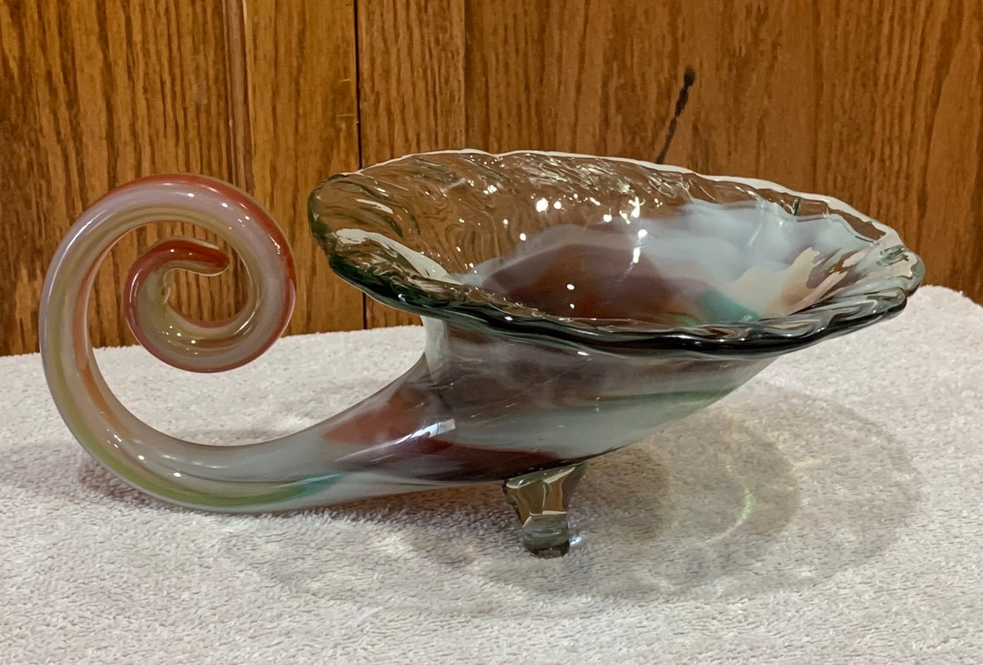 Beautiful MCM Hand Blown Cornucopia Vase - Etsy
