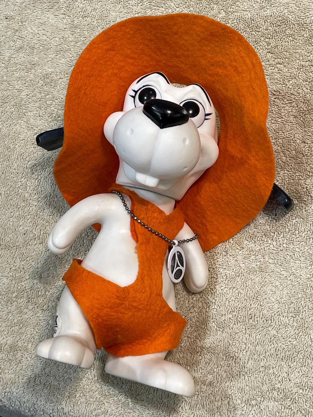 Vintage 1968 RDF Hillbilly Hound Dog Piggy Bank Shag Rugg Cartoon ...