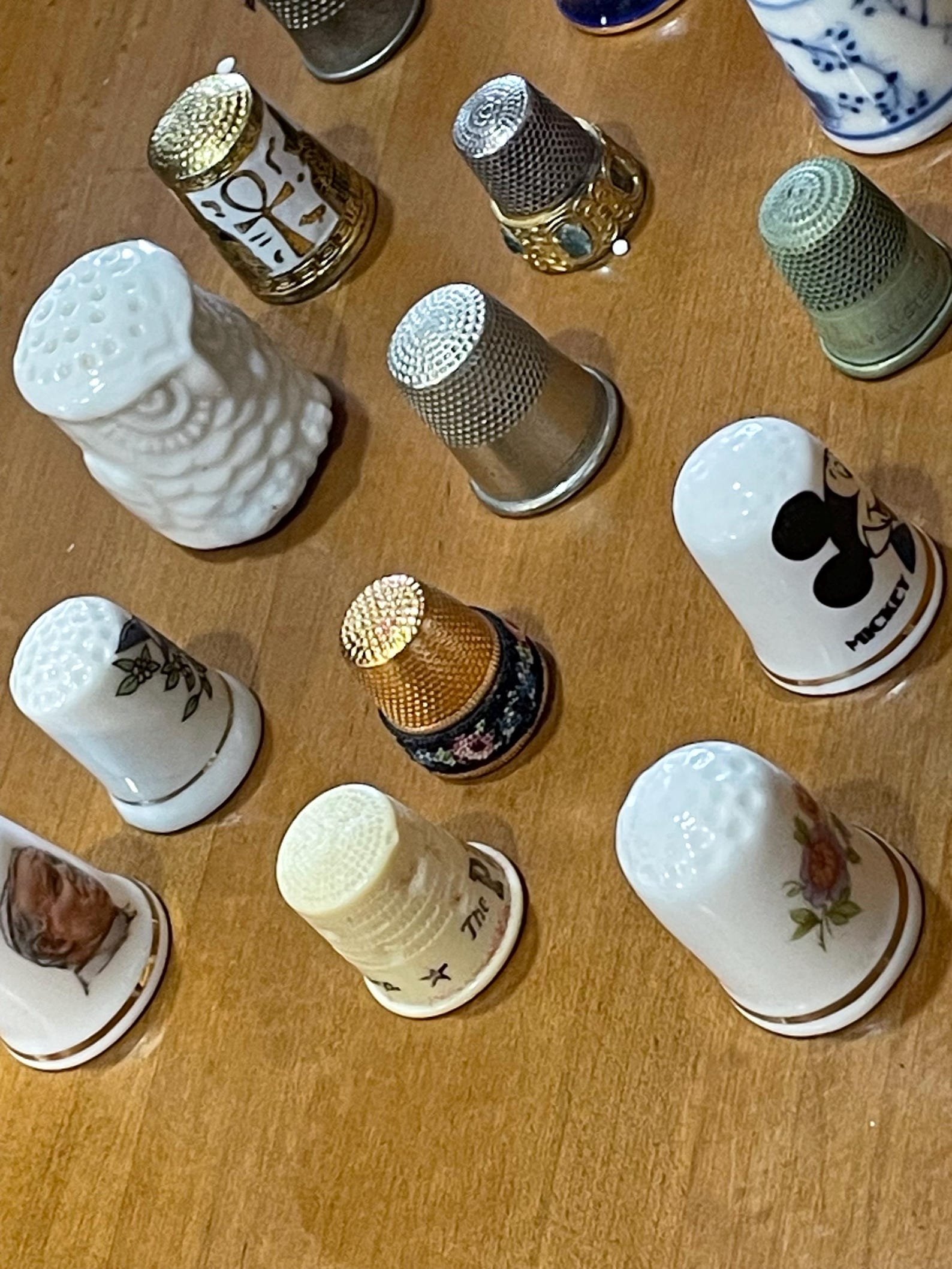Eighteen 18 Collectible Vintage or Antique Sewing Thimbles Metal ...