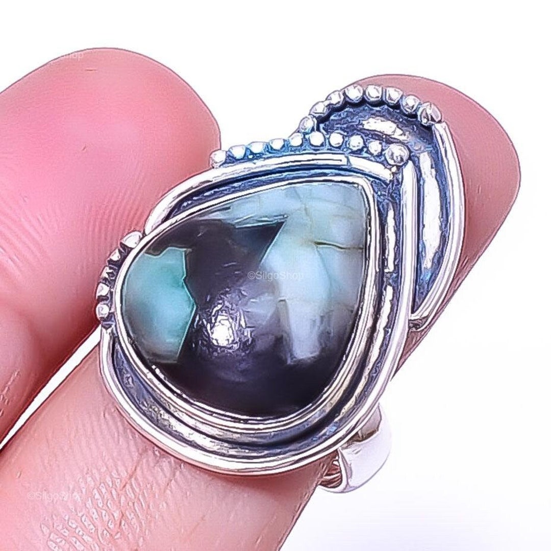 Exquisite Emerald Quartz Ring Gemstone Ring Green Statement - Etsy