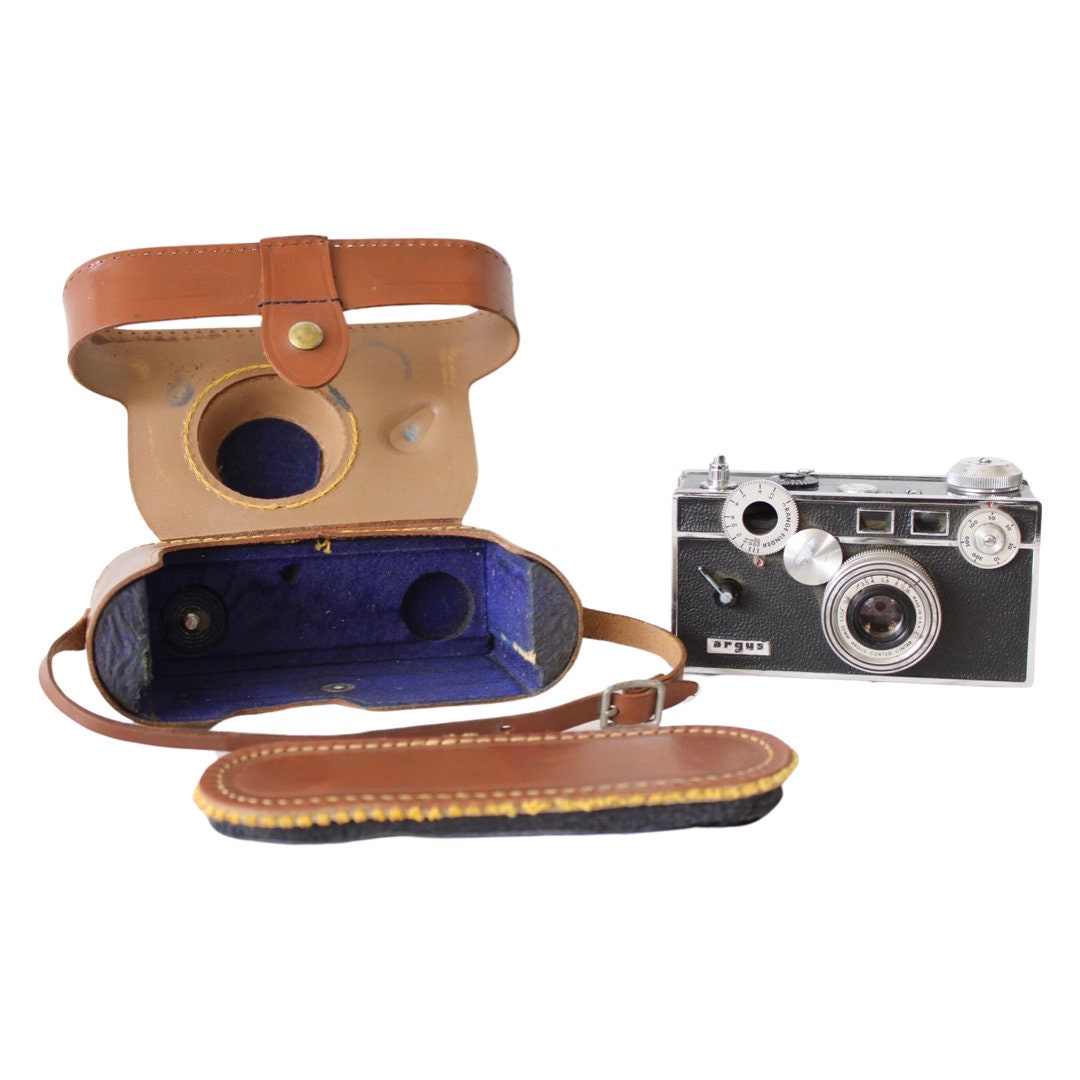Vintage Antique 1939-1966 1950s Argus C3 the Brick Rangefinder Range ...
