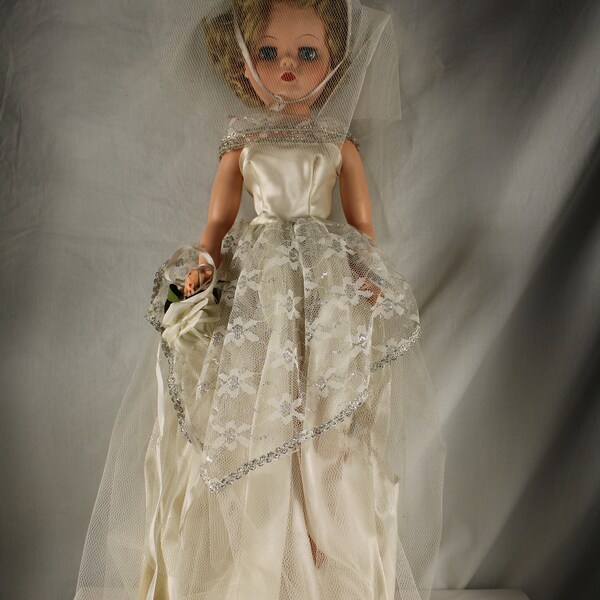 Vintage Bride Doll - Etsy