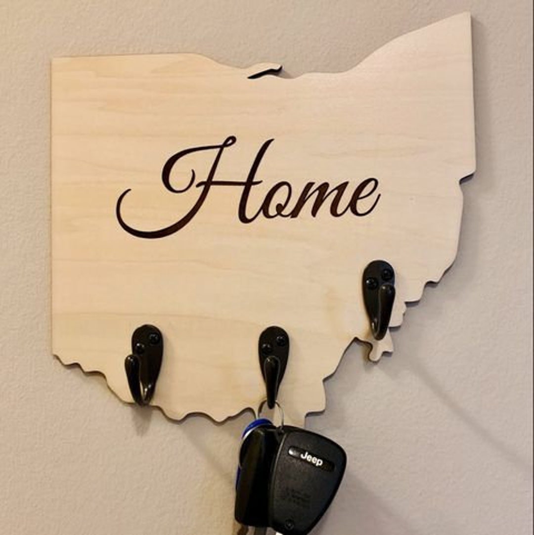 Personalized Wood Wall Mount Key Holder for Couple Mr. Mrs. Wedding ...
