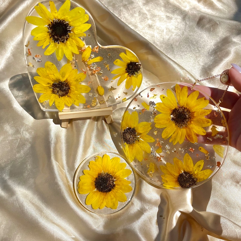 Rose Resin Table - Etsy