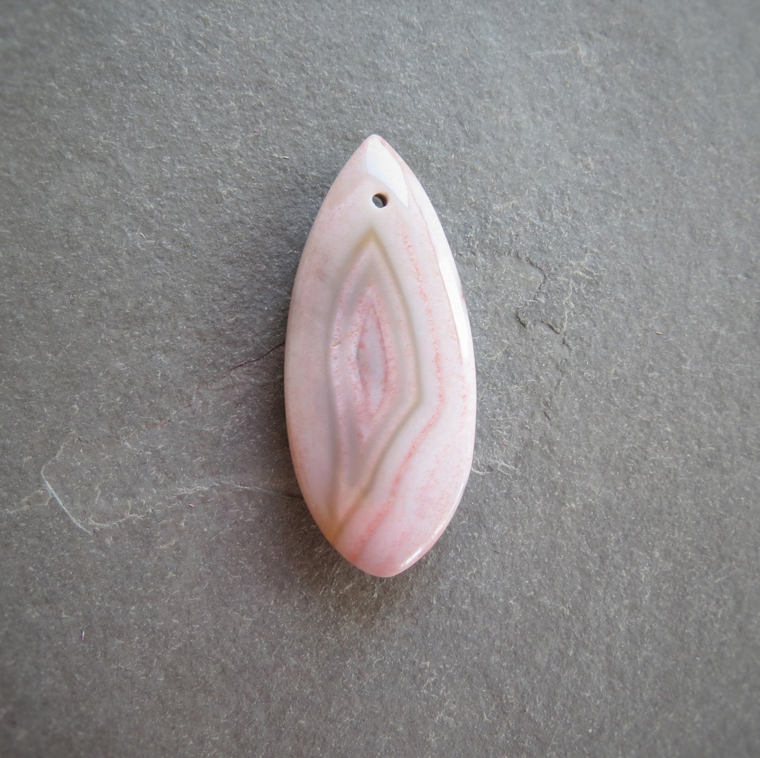 Botswana Agate, Banded Chalcedony, Pinky Beige and Gray Shaded, Pendant ...