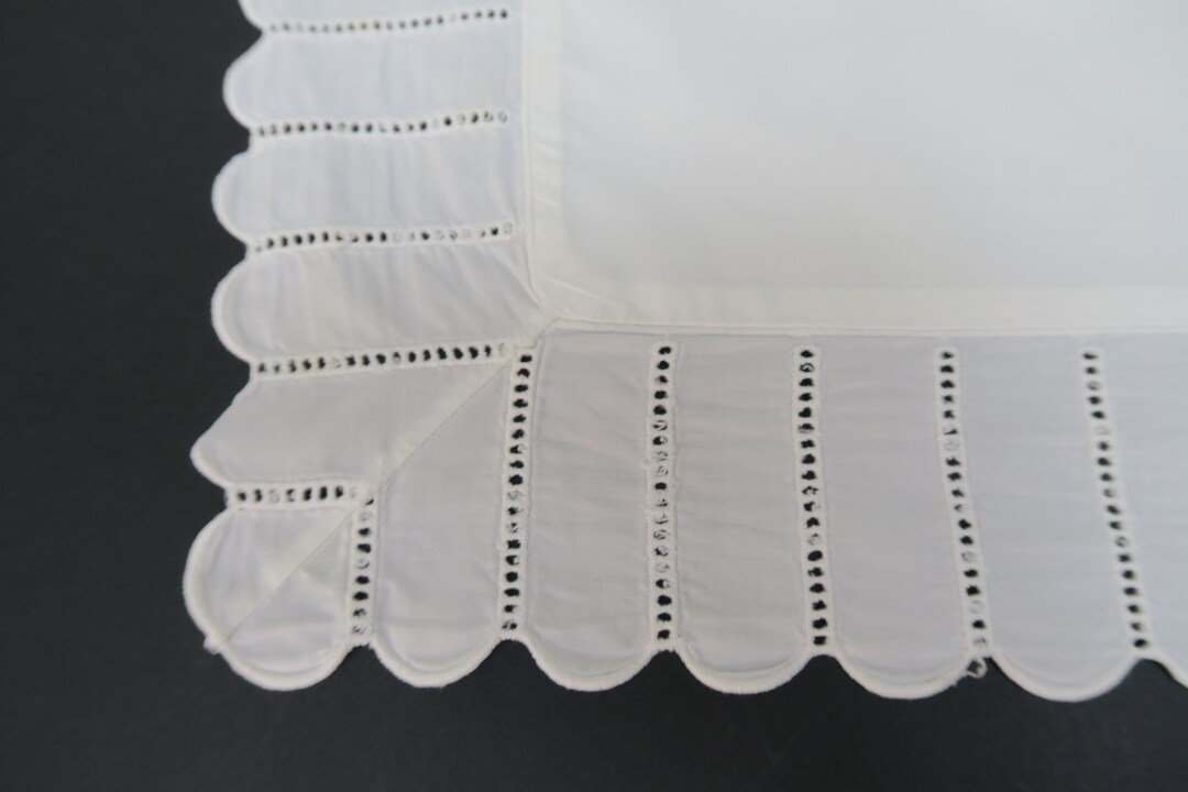 Set of Two Rectangular Cushion Covers With Cut and Openwork Edges ...