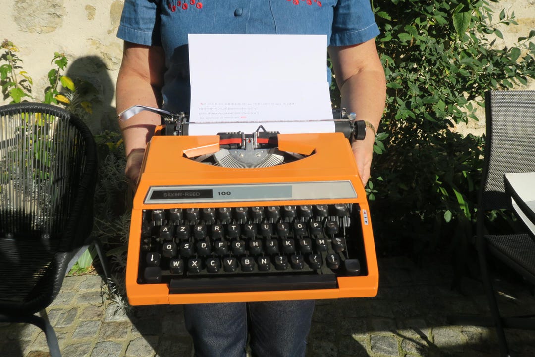 SILVER-REED 100 Silver SEIKO Typewriter - Etsy