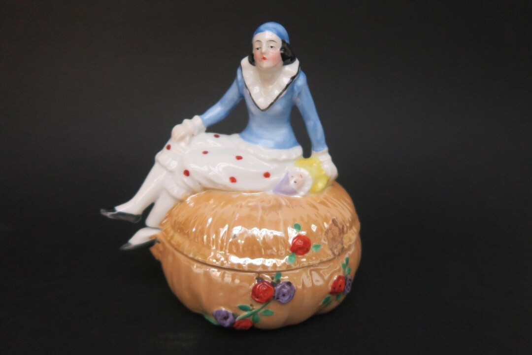 Powder Box With Figure in Art Deco Style in Sitzendorf Porcelain - Etsy