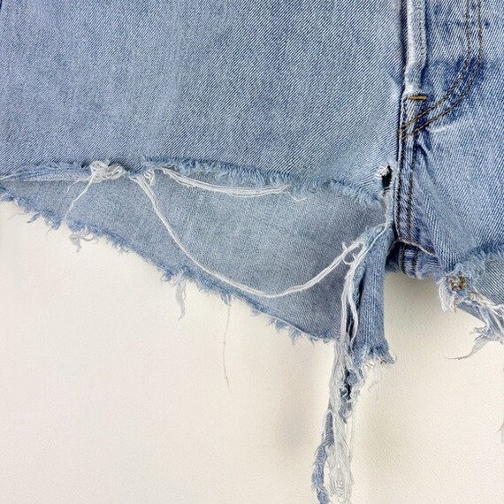 Levis Vintage Cut Off Jean Shorts Gem