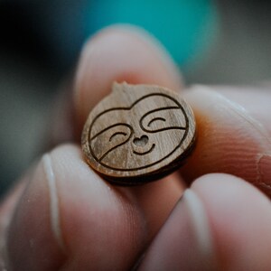 Sloth Bracelet | Walnut Wood Charm Bracelet | Cute Couple Bracelet - Etsy