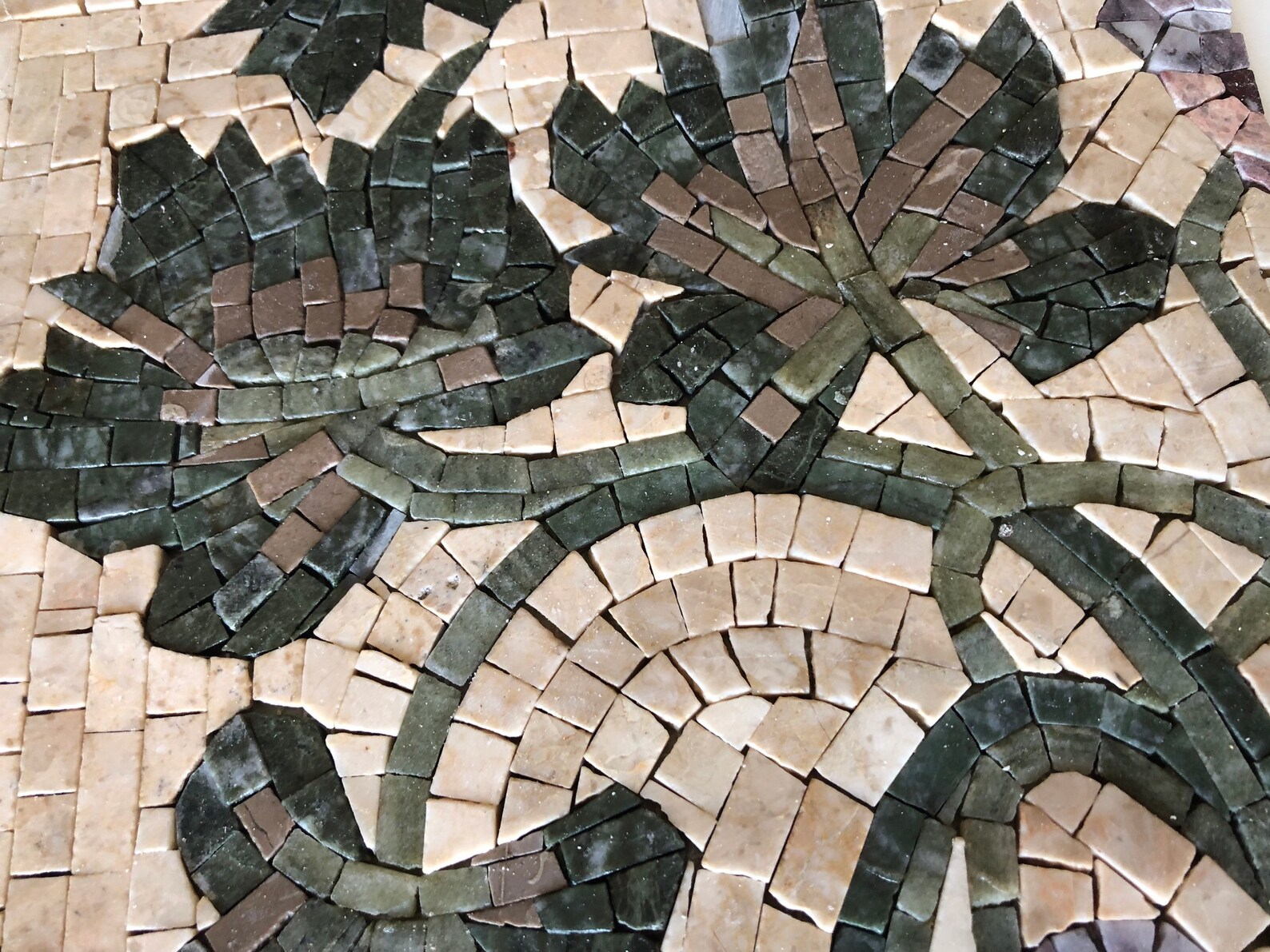 Grapes Mosaic Trivet- Mosaic Artwork Centerpiece - Etsy