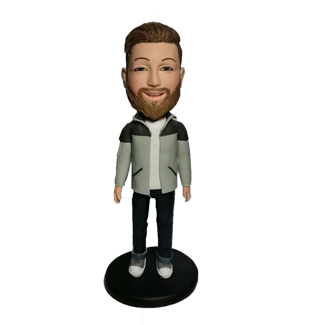 Custom Bobblehead Figurine - Handmade Bobblehead With Realistic Details ...