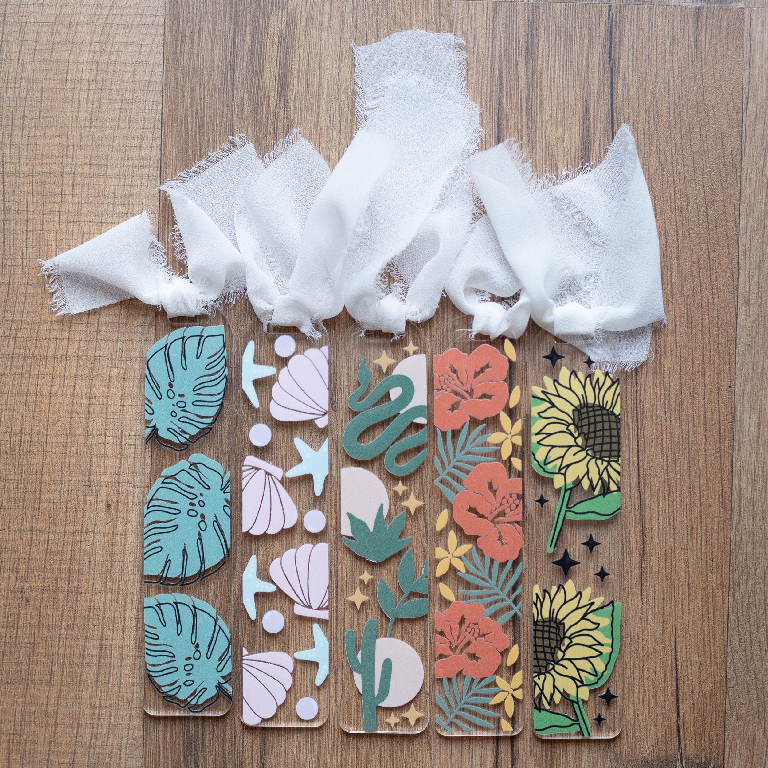 Surf and Pages: Fun Summer Cute Bookmark for Book Lovers Beach-themed ...