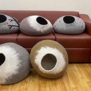 Round Design Handmade Cat Caves - Wool Cat House Made Using Pure Wool ...
