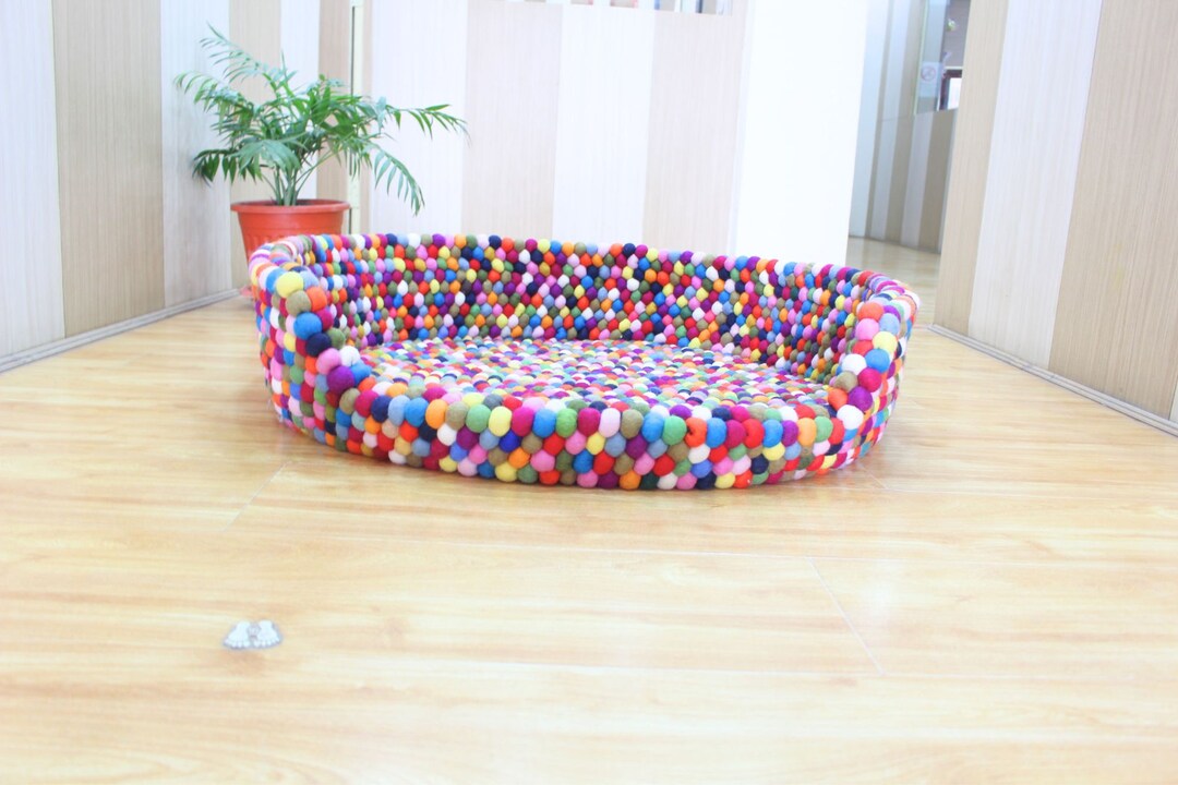 Large Felt Ball Dog Basket Cozy Felt Dog Bed Multi-color Felt Ball Dog ...