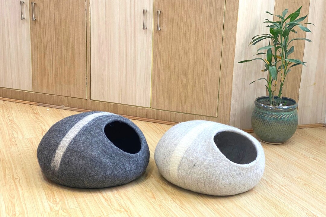 Gray Felt Cat Caves Wool Felt Cat House in Natural Grey Colors Gift for ...