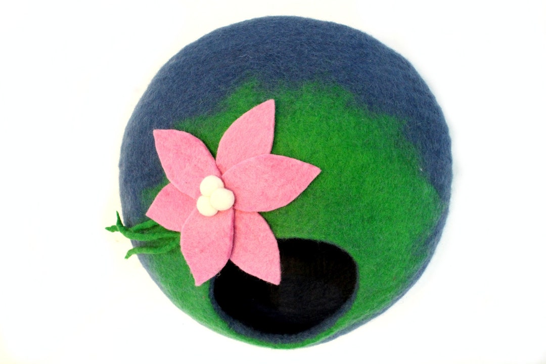 Lily Pond Cat Cave Pet House Kitten House Modern Felt Design Cozy Cat ...