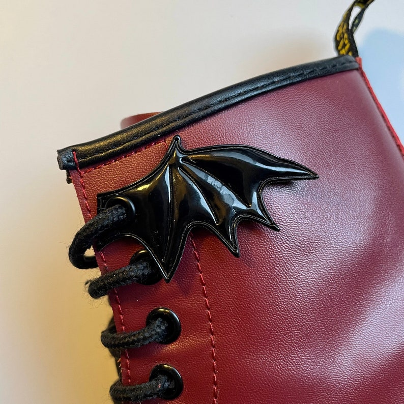 PAIR of Mini Bat Wings Roller Skate Lace Patch Halloween - Etsy