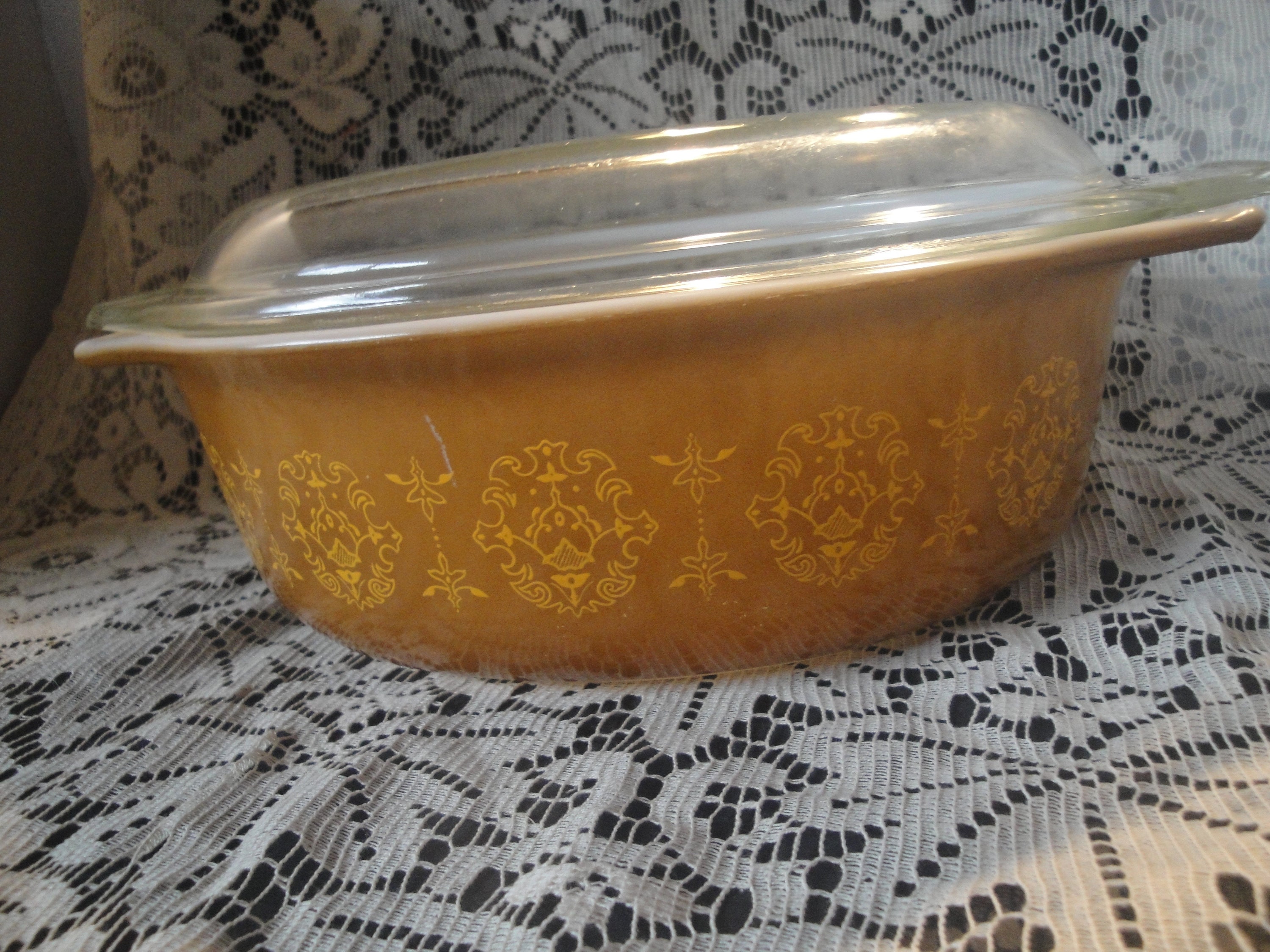 Pyrex Kitchen 1960's, Pyrex Promotional Regency Oval Casserole Dish ...
