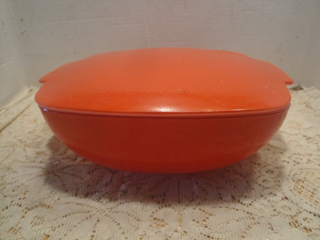 Vintage Red Pyrex Hostess Dish Covered Casserole Square Dish With ...
