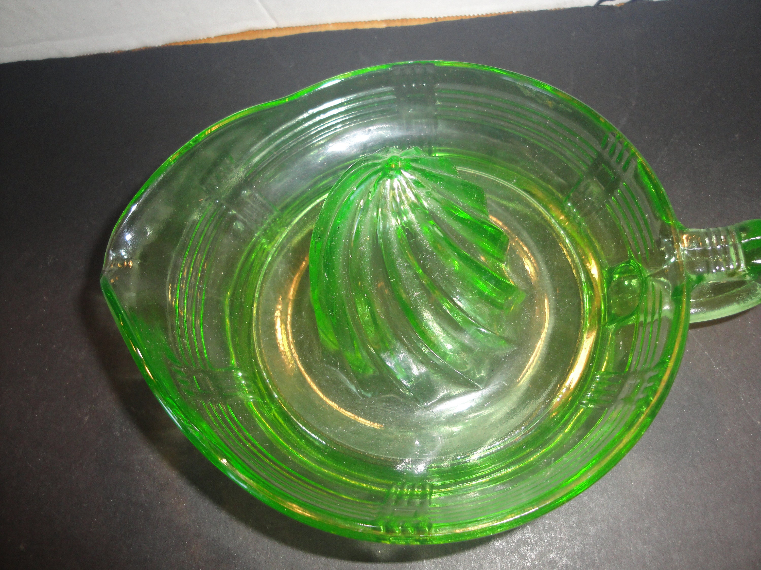Vintage Hazel Atlas Orange Reamer, Green Depression Glass Lemon Reamer ...