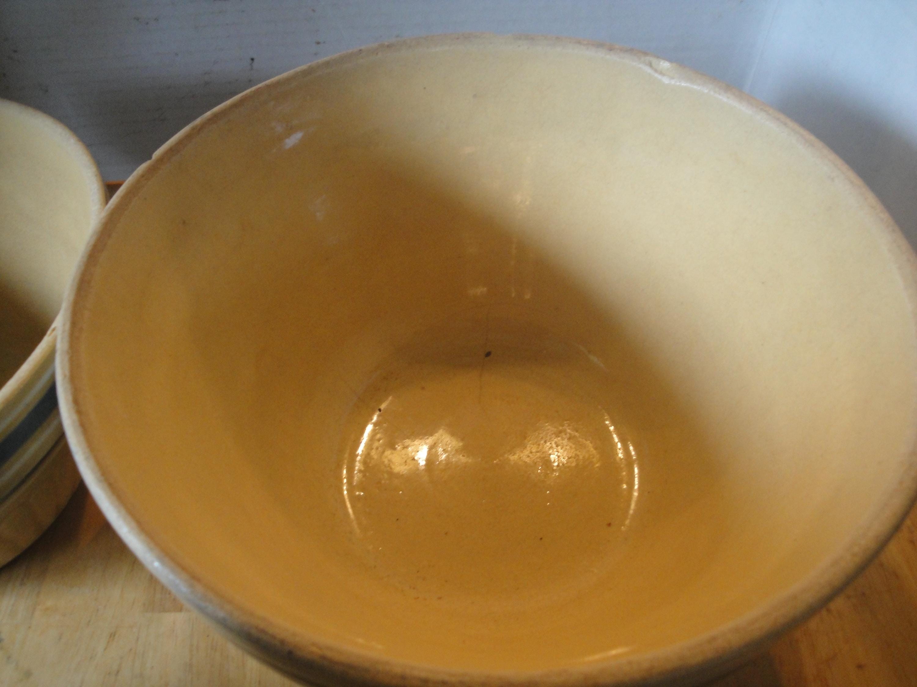 2 Red Wing Pottery Yellowware Blue and White Saffron Stoneware Mixing ...
