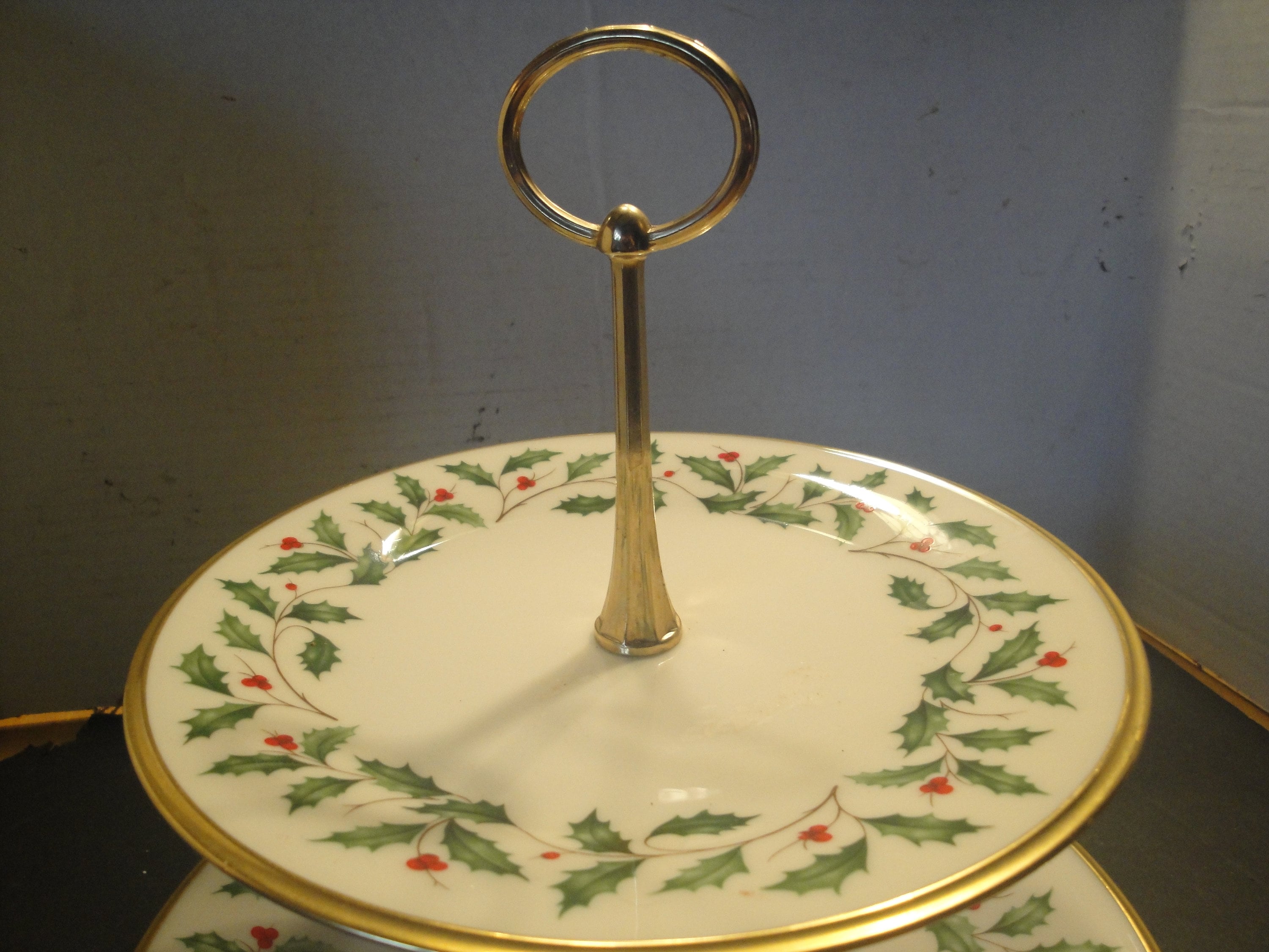 Lenox Holiday Two Tiered Server, Tidbit Tray, Cookie Tray, Cup Cake ...