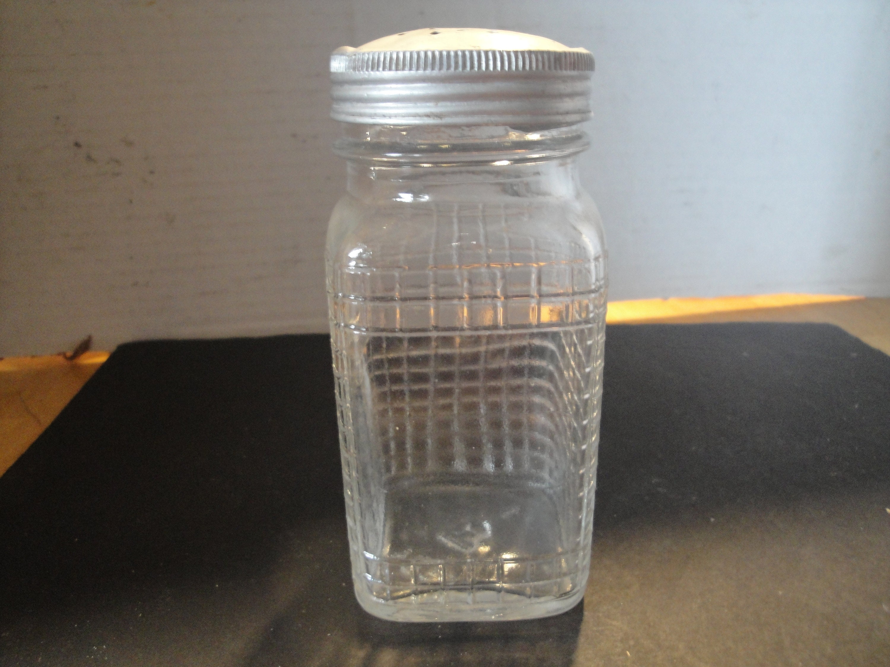 Vintage Capstan Glass Connellsville Pa. Clear Waffle Shaker - #5984 ...